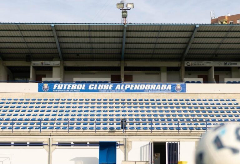 FUTEBOL: FC Alpendorada inicia época no Campeonato de Portugal com ...